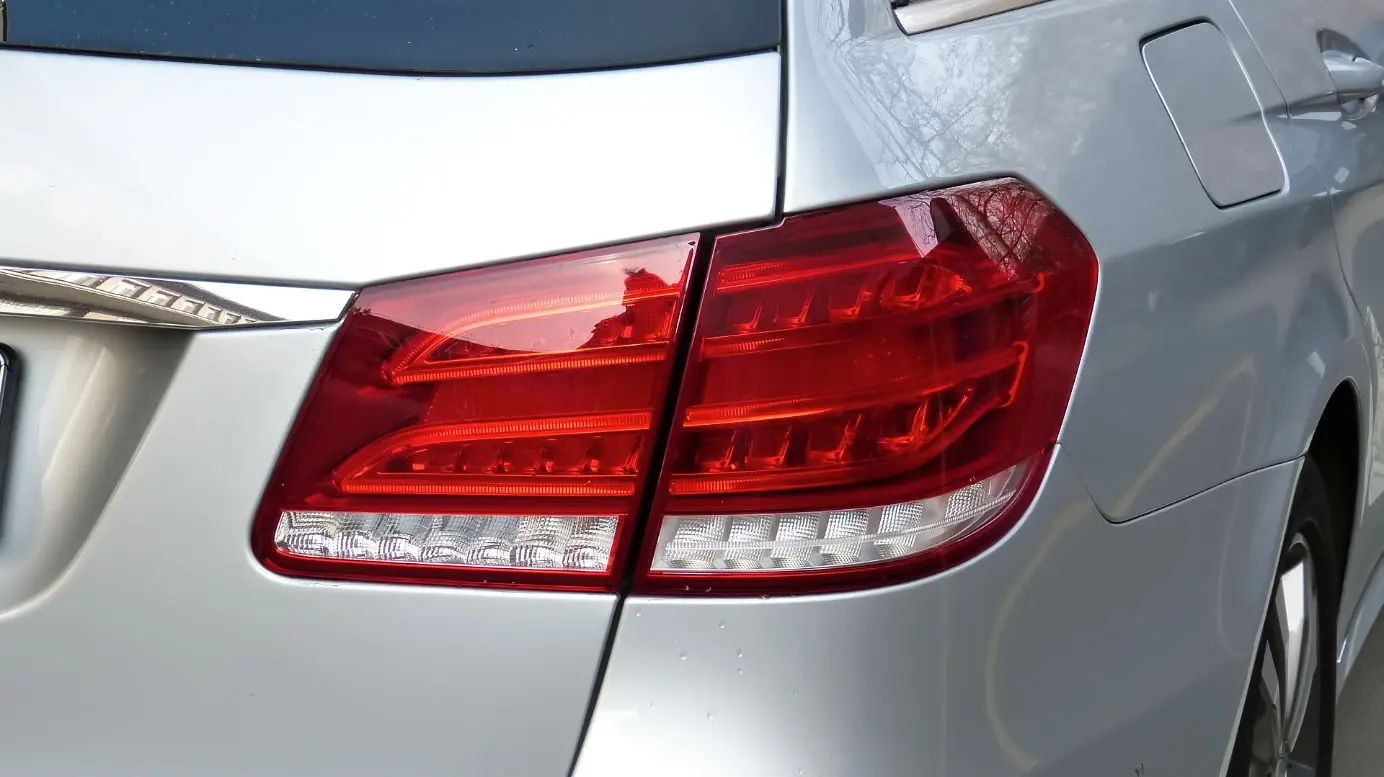 Why are Reverse Lights White? - Techhistorian